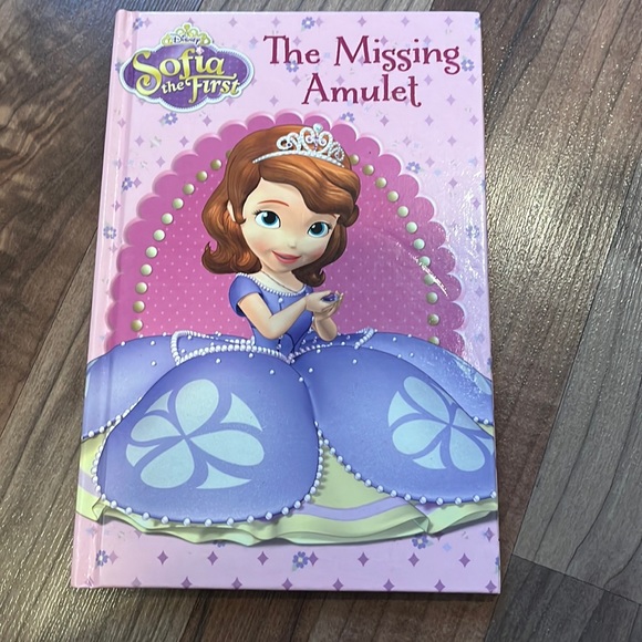 Disney | Toys | Disneys Sofia The First The Missing Amulet Book | Poshmark